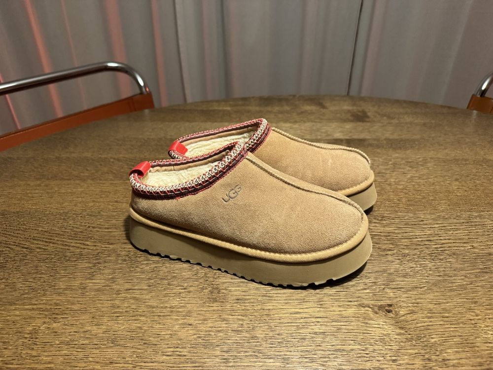 UGG Tasman Platform (Gebraucht) in Kloten für CHF 62 – mit Lieferung ...