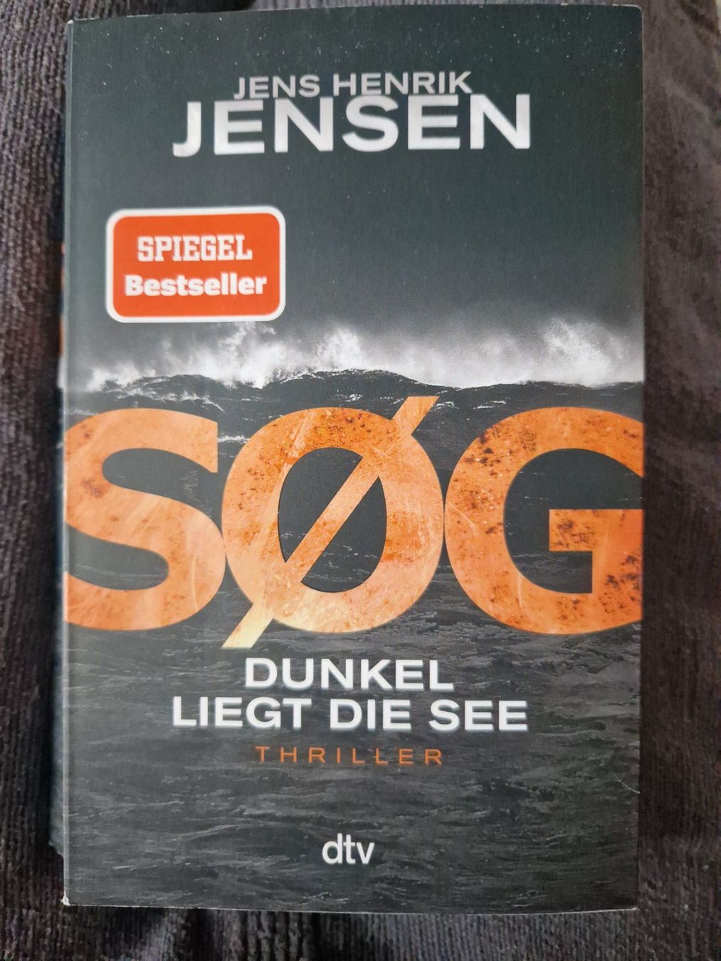 Jens Henrik Jensen Søg Dunkel liegt die Nacht Buch 1 (Gebraucht) in ...