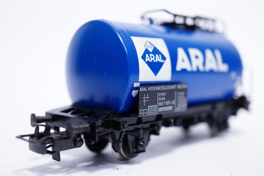 2ƒ Märklin DB Tankwagen Aral blau (Gebraucht) in Thun für CHF 12.9 – mit Lieferung auf Ricardo ...
