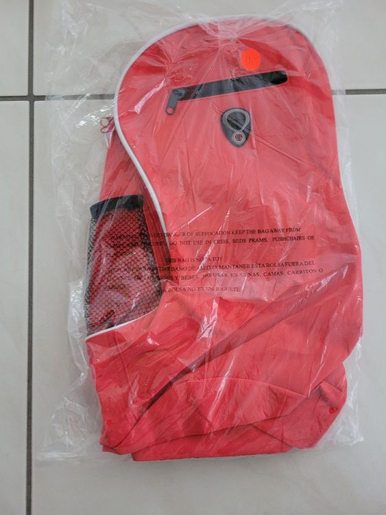 Rucksack in Rot NEU! (Neu und originalverpackt) in Sursee für CHF 3.5 ...
