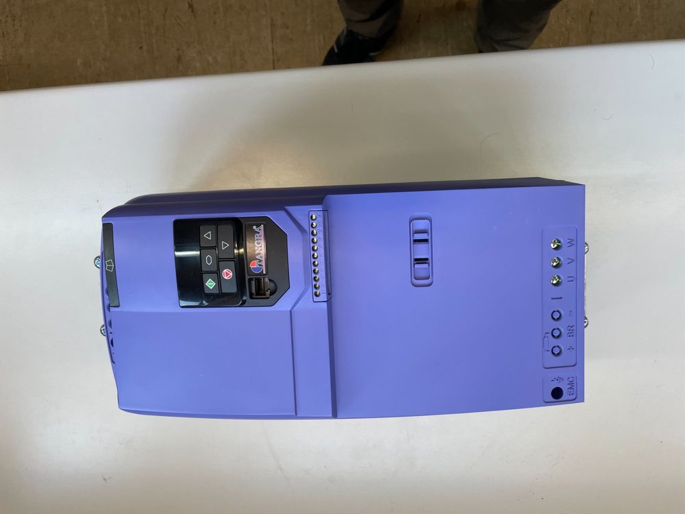 Frequenzumformer inverter optidrive e3 (Input 380-500V) (Neu (gemäss ...