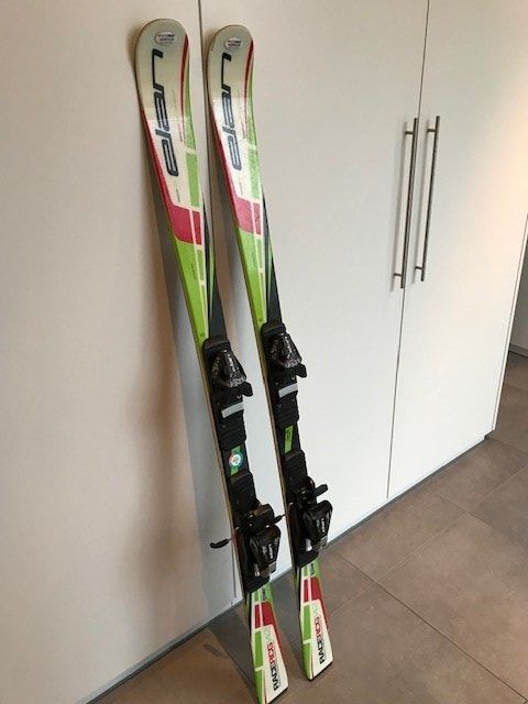 Kinderski Jugendski 142cm Elan Race RCG (Gebraucht) in Beromünster für ...