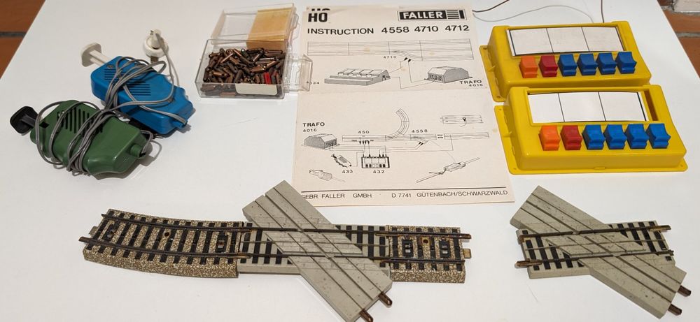 Faller Container Terminal + Car etc (408 bzw 402 406 etc) (Defekt) in ...