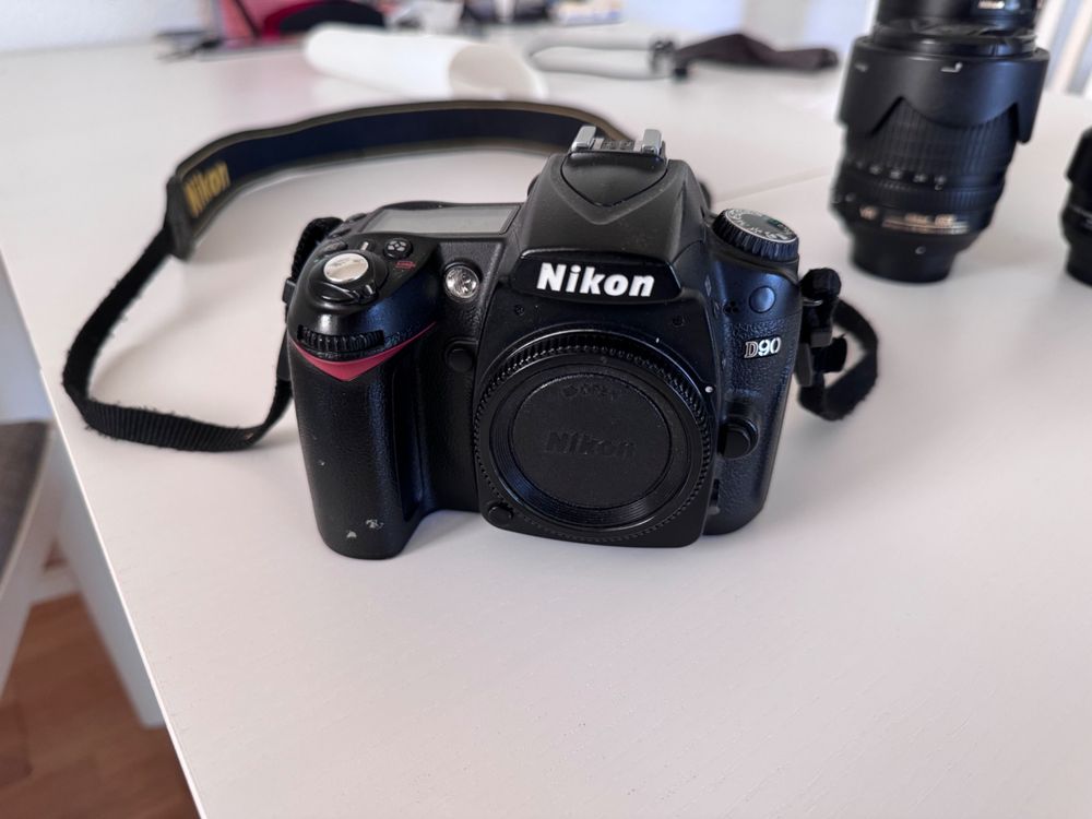 Nikon D90 23500 shutter count. | Kaufen auf Ricardo