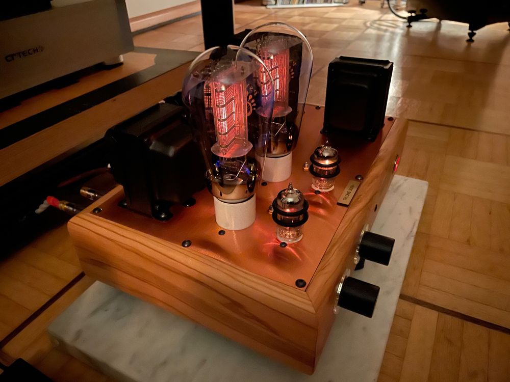 Röhrenverstärker / Model Tektron ONE 300 B-I / LP 3450.-Euro (Gebraucht) in Muttenz für CHF 1087 ...