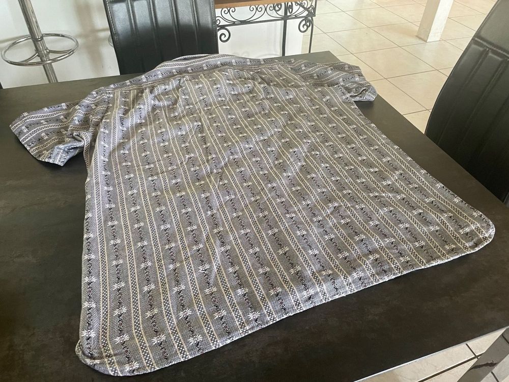 Chemise Édelweiss Jenni 100% Cotton (Gebraucht) in Vallamand für CHF 40 ...