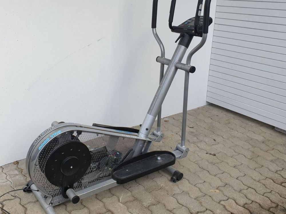 Crosstrainer ergo lyps 8080 trs (Gebraucht) in Lätti für CHF 167 – nur ...