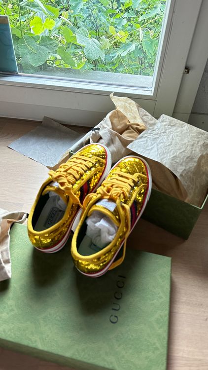 GUCCI Snickers Gold NEW (Neu und originalverpackt) in Seengen für CHF ...