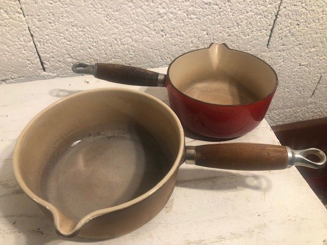 2 anciens caquelons Le Creuset en fonte (D'occasion) à Chézard St ...