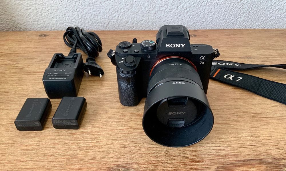 Sony Alpha 7II mit Sony-Objektiv FE 50mm F1.8 (Gebraucht) in Zürich für ...