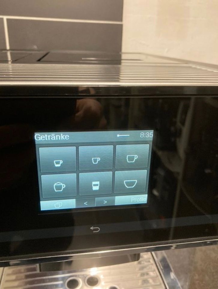 Miele Kaffeeautomat CMSW 7500 Top Zustand, NP CHF 2490! (Gebraucht) in ...