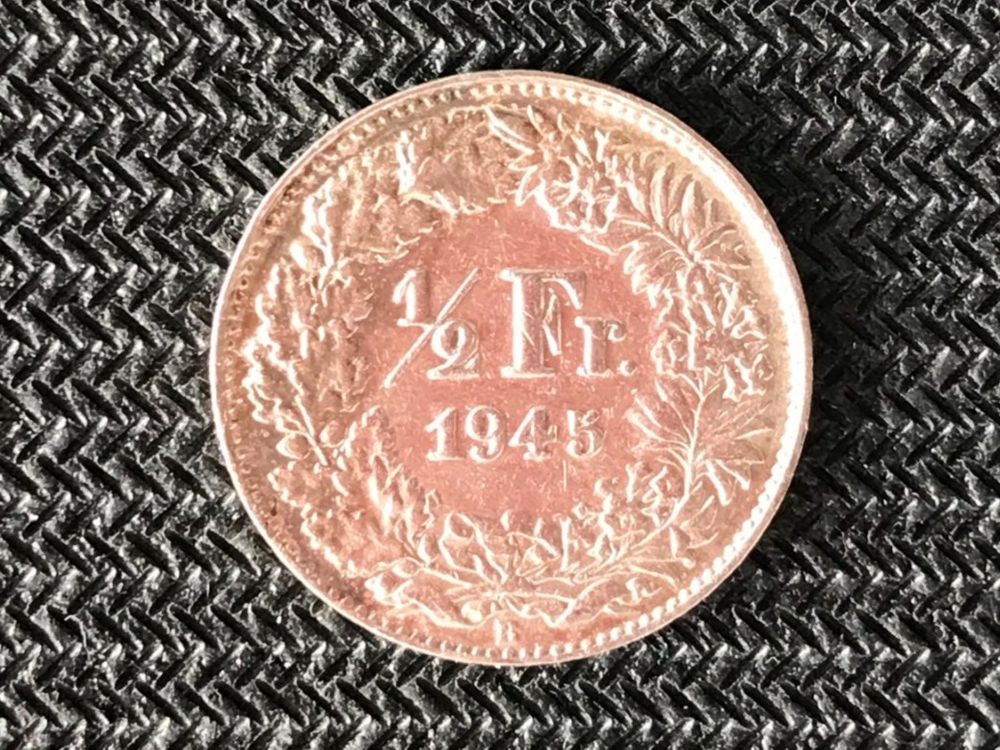 Silbermünze 50 Rappen 1945 (Gebraucht) in 8903 Birmensdorf für CHF 1.5 ...