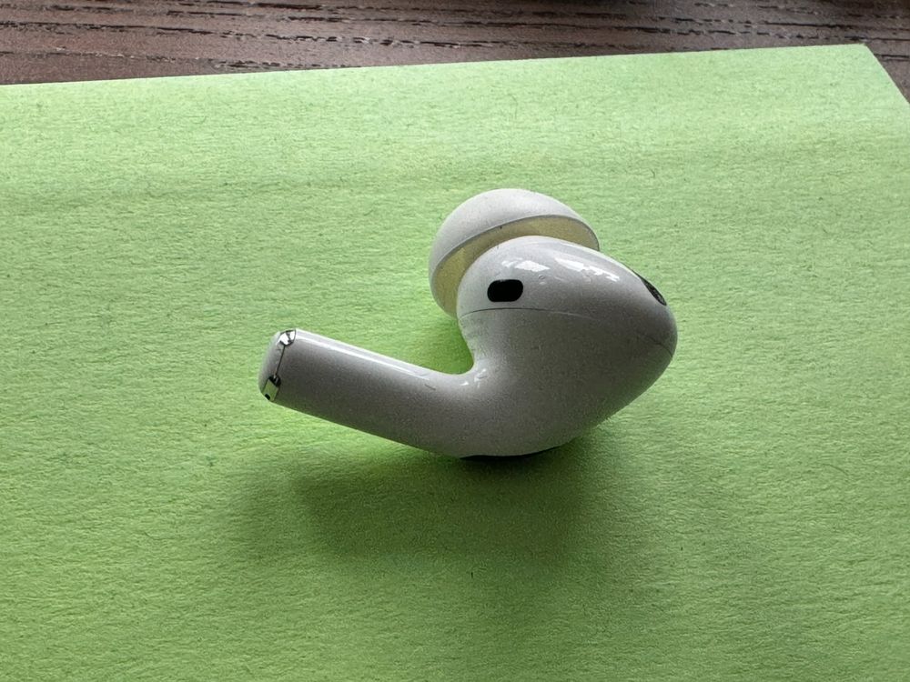 Airpods Pro 1st Gen - RIGHT Airpod (Gebraucht) in Zürich für CHF 20 ...