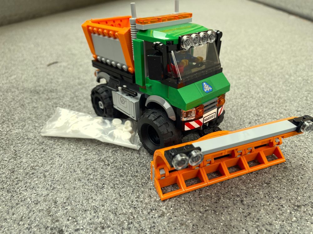 LEGO City # 60083 UNIMOG Schneeplug | Kaufen auf Ricardo