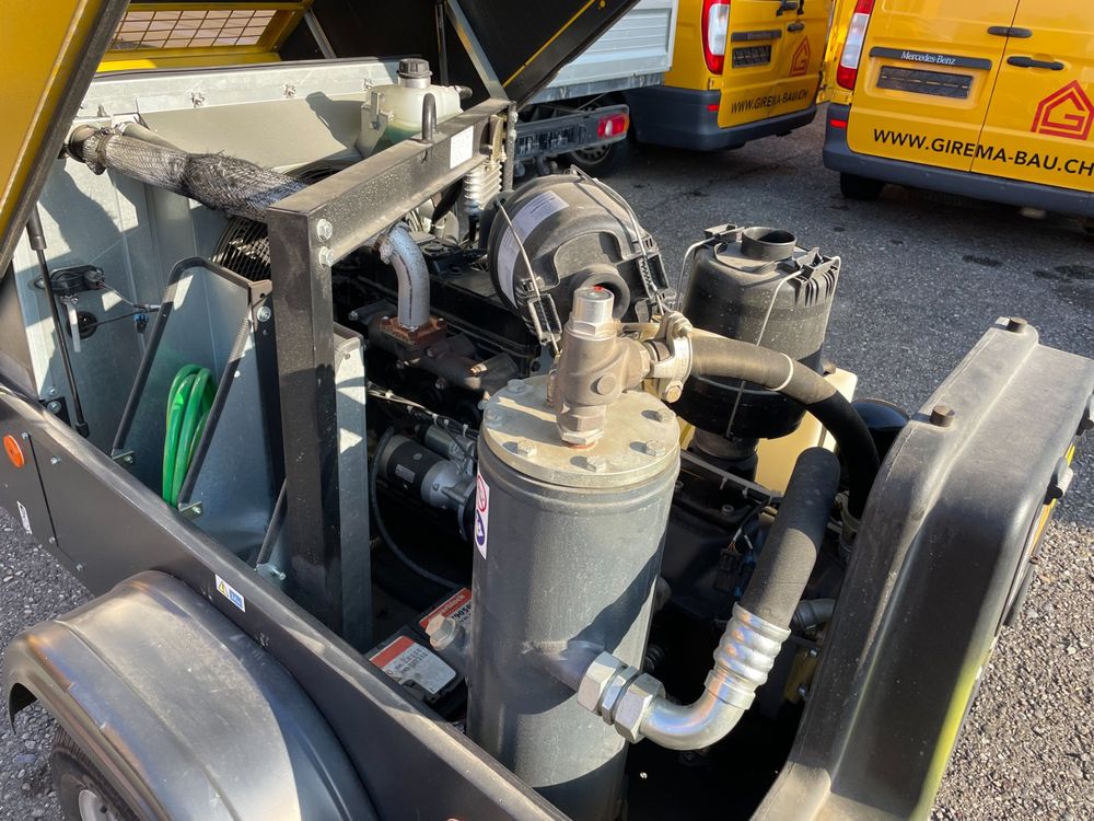 Compair Kompressor (Lot 1017) Standort 4153 Reinach (Gebraucht) in Bäriswil für CHF 11800 – nur ...