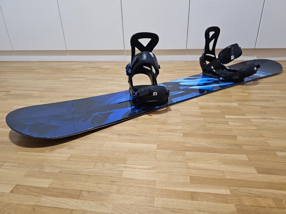 BURTON CLASH 155,V-Rocker mit NEUWERTIGE BURTON CUSTOM Gr. M (Gebraucht) in Aarau Rohr für CHF ...