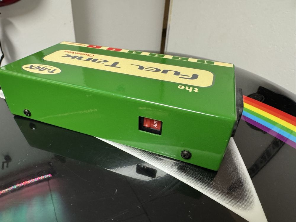 Fuel Tank Chameleon von T Rex - Strom für Pedalboard (Gebraucht) in ...