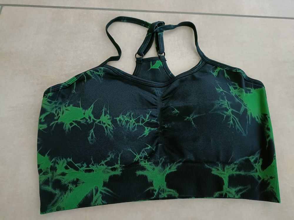 Batik Sport BH - Grösse S (Neu und originalverpackt) in Rickenbach b ...