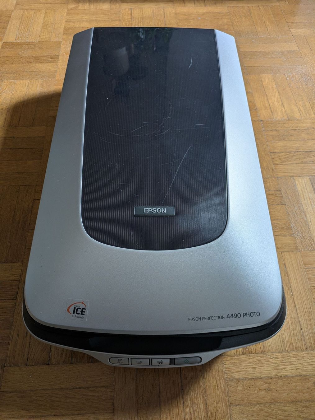 Scanner Epson Perfection 4490 (Gebraucht) in Locarno für CHF 30 – mit ...
