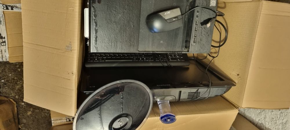 Alter PC (Gebraucht) in Biel/Bienne für CHF 28 – mit Lieferung auf ...