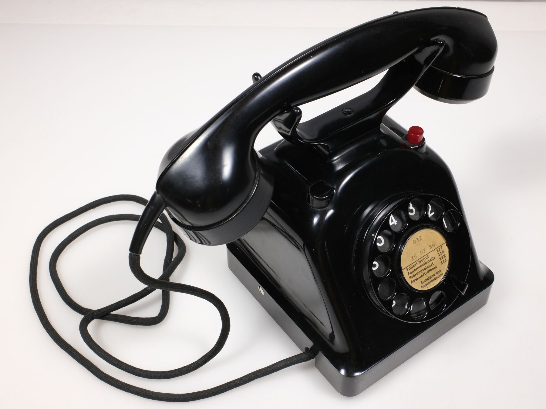 Antikes PTT Tisch-Telefon Modell 29 mit roter Steuer-Taste (Gebraucht ...