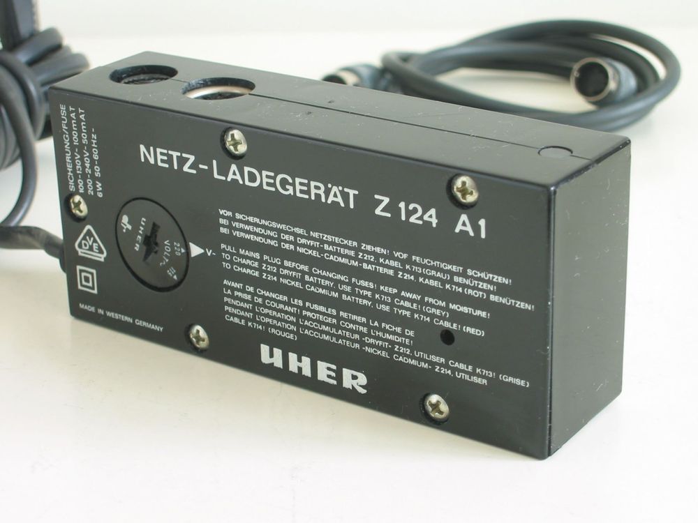 UHER Z 124 A1 - Netz-Ladegerät + Kabel (Usato) a Zürich per CHF 30 ...