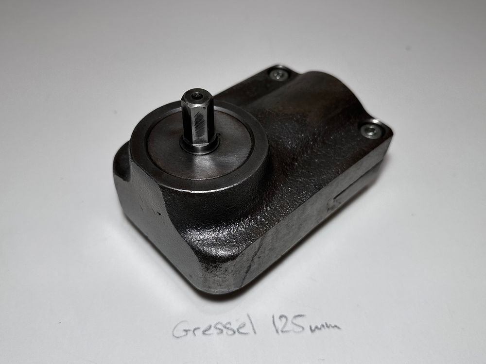 Gressel Winkelgetriebe zu Maschinenschraubstock 125mm (Gebraucht) in Boswil für CHF 100 – mit ...