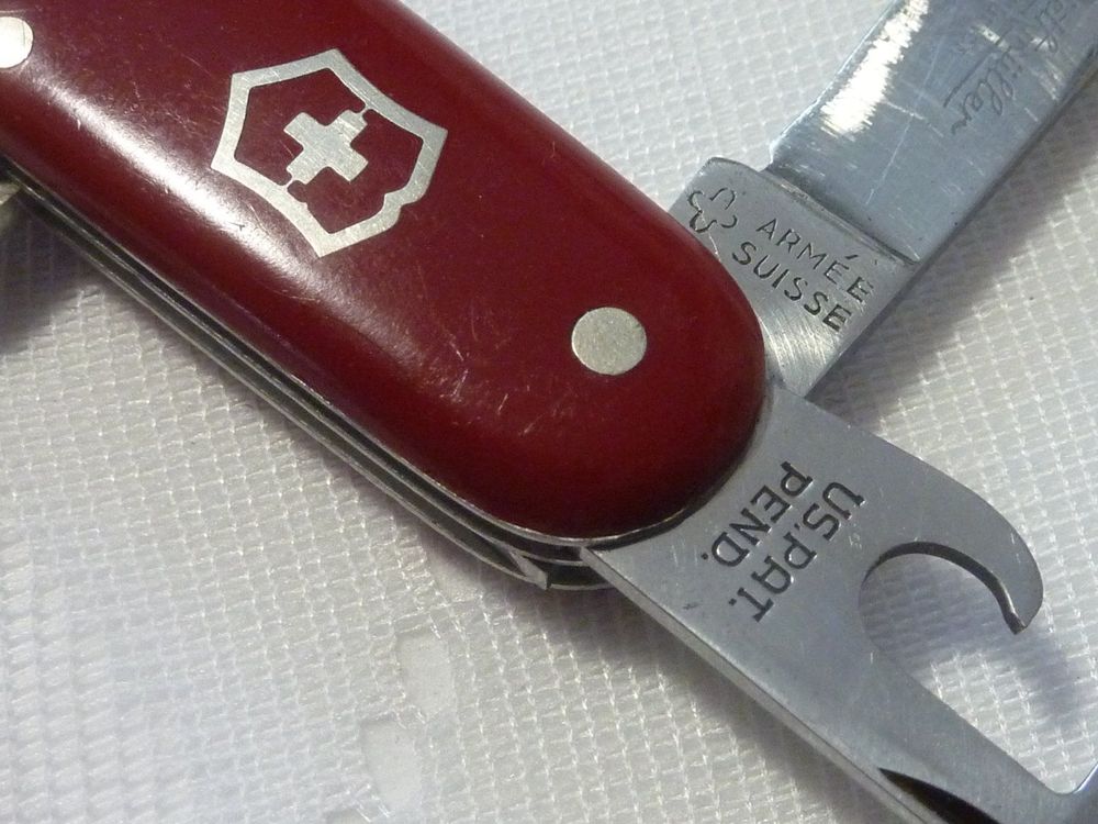 Messer VICTORIA ARMEE SUISSE US PAT.PEND (Gebraucht) in Dietikon für ...