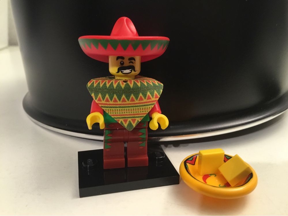 Lego Movie Minifigures Taco Tuesday Guy 🌮 von 2014 (Gebraucht) in ...