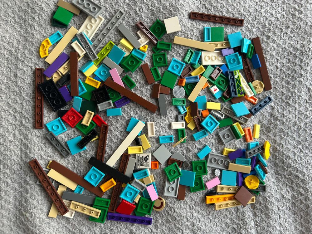 100 ganz dünne flache Lego Plättli ab 1 Franken (Gebraucht) in ...