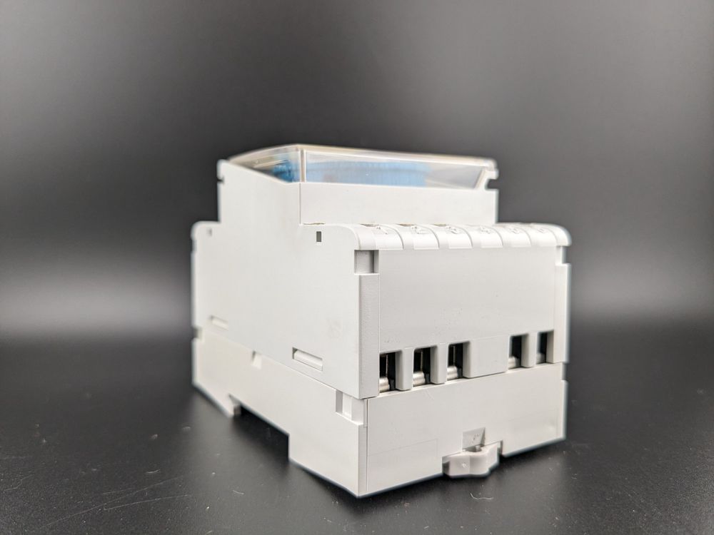 Hager EH 111 EH111 (228111) Zeitschaltuhr | Kaufen auf Ricardo