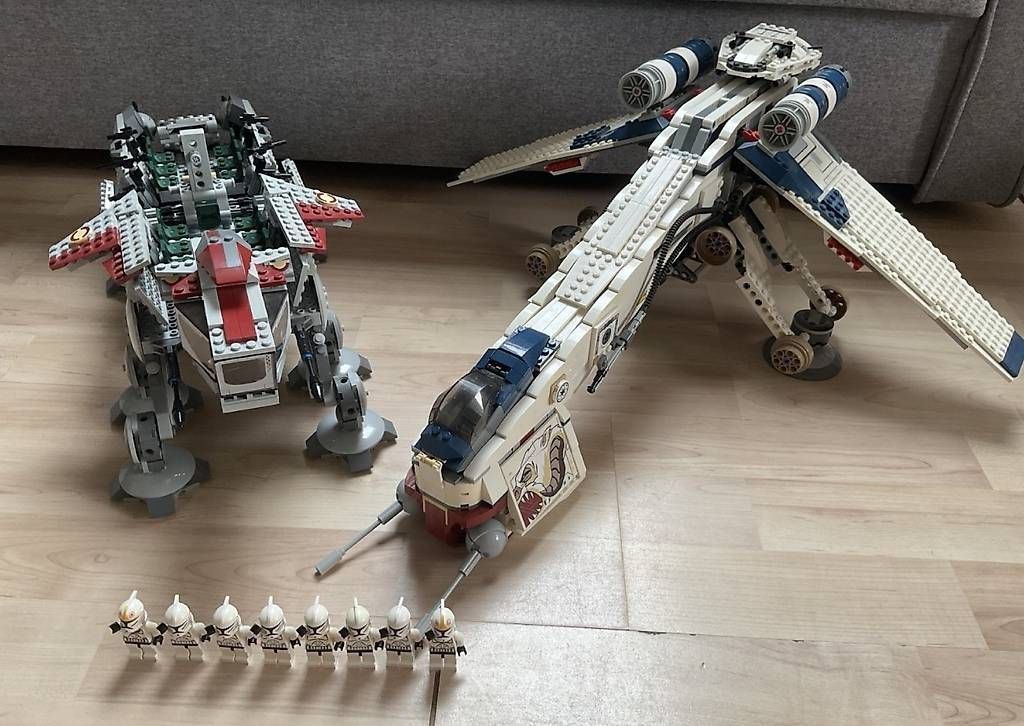 10195 lego star wars at ot dropship ucs (Gebraucht) in Frick für CHF ...