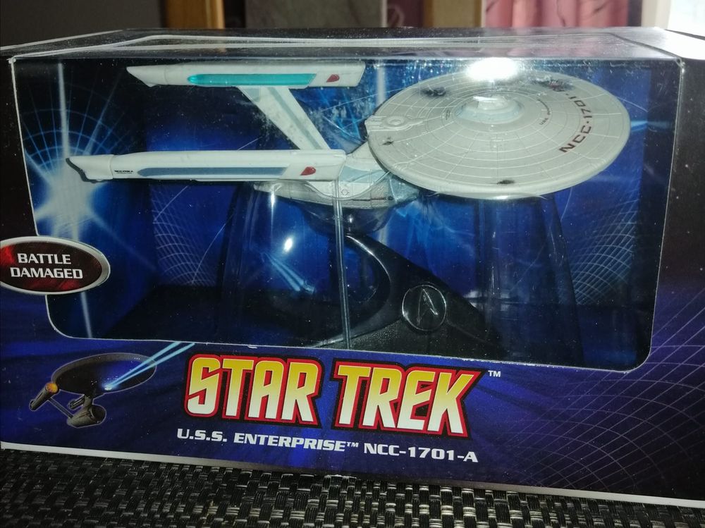 MATTEL STAR TREK - U.S.S ENTERPRISE - BATTLE DAMAGED - NEU (Neu und ...
