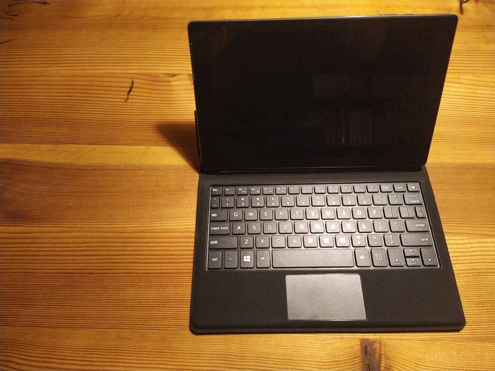 Tablet (Convertible) mit Windows 10 | Kaufen auf Ricardo