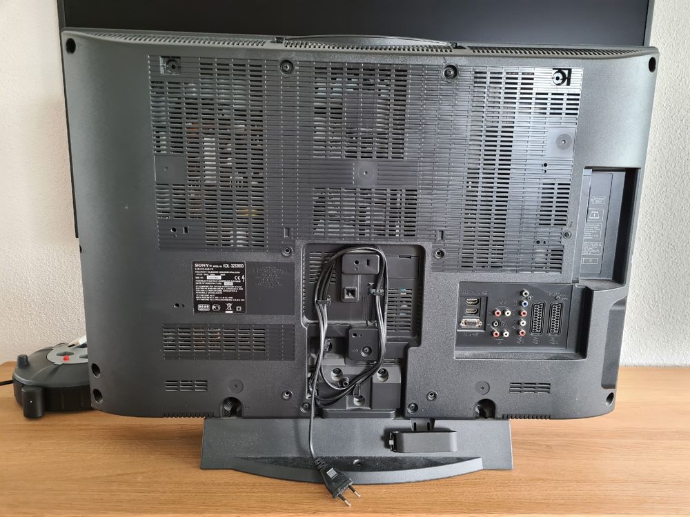 Sony Bravia KDL-32S3000 (Gebraucht) in Bern für CHF 10 – nur Abholung ...