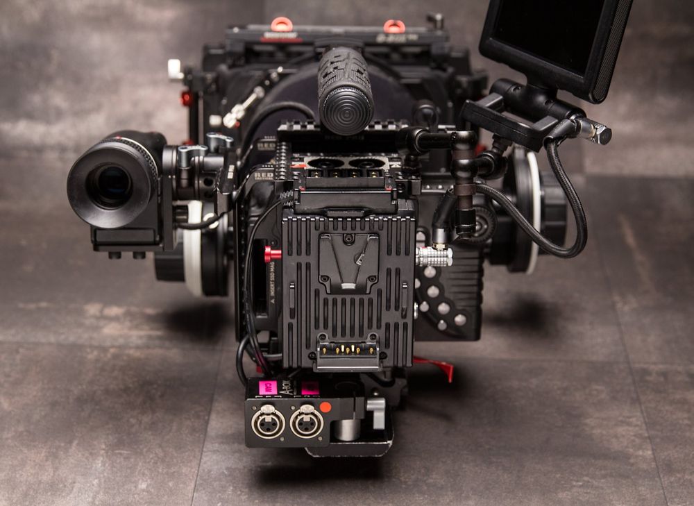 Red Epic MX Camera Kit & Zeiss Prime High Speed Set | Kaufen auf Ricardo