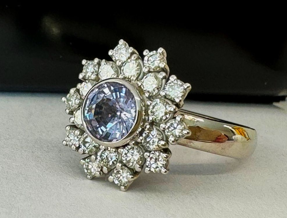 Weiss-Gold-Ring 750 mit SPINELL (Lavendelblau) & Brillanten (Gebraucht ...