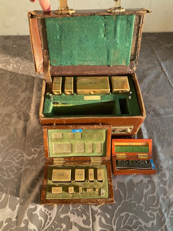 Coffret poids et mesures London Garcia LTD (Gebraucht) in Payerne für ...