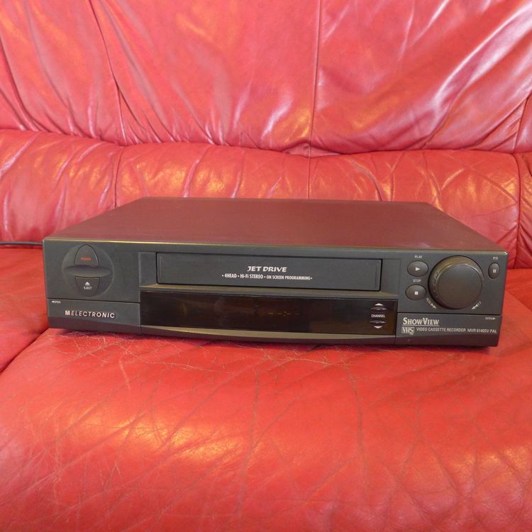 VHS Videorecorder - M Electronic - MVR 6140SV (Gebraucht) in Beringen ...