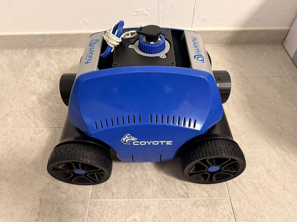 Robot de piscine Pool Cleaner Coyote (Gebraucht) in Penthaz für CHF 220 ...