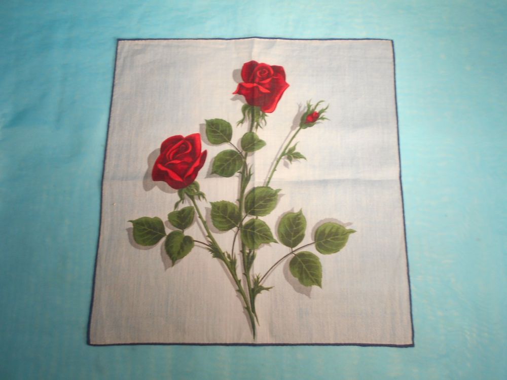 Taschentuch, rote Rosen auf hellblauem Hintergrund | Kaufen auf Ricardo Taschentuch, rote Rosen auf hellblauem Hintergrund | Kaufen auf Ricardo
