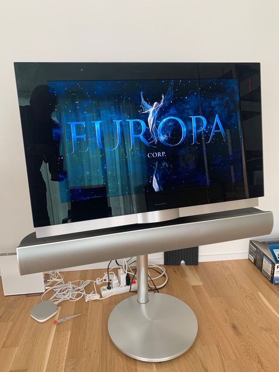 Beovision 7-32 avec pied motorisé Bang & Olufsen + DVD | Kaufen auf Ricardo