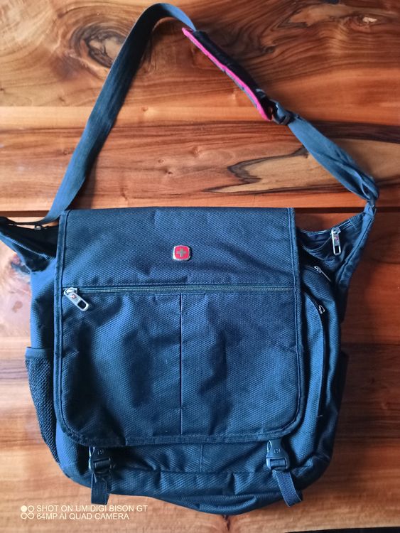 Wenger Messenger Bag (Gebraucht) in Bern für CHF 20 – mit Lieferung auf ...