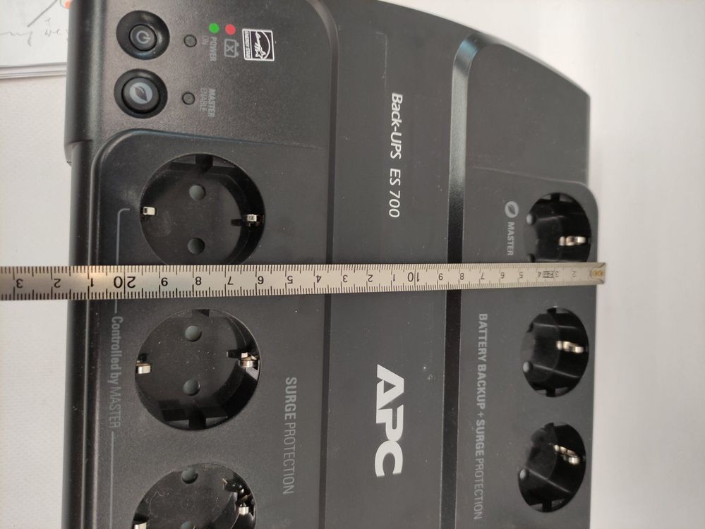 Back UPS ES700 APC Battery Backup | Kaufen auf Ricardo