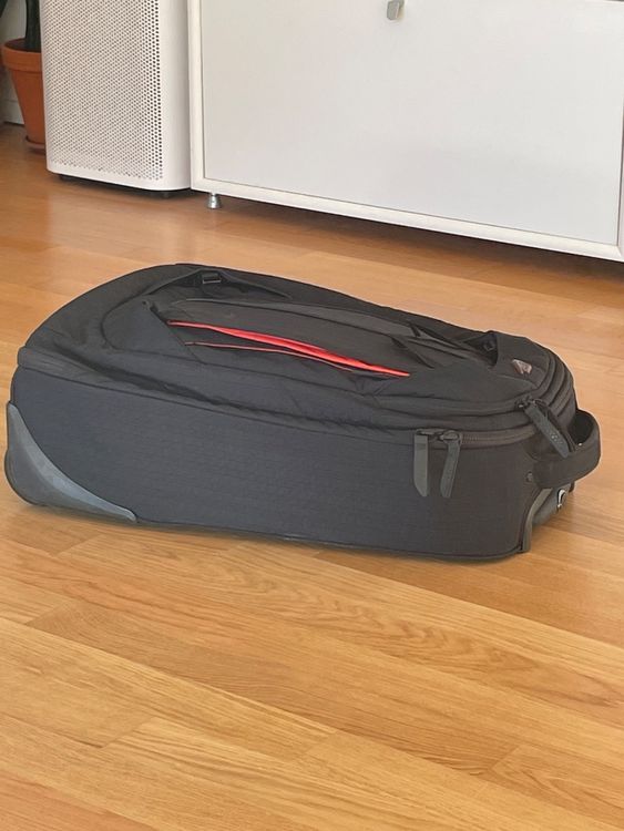 nike cabin two wheel roller luggage rollkoffer handgepäck (Gebraucht ...