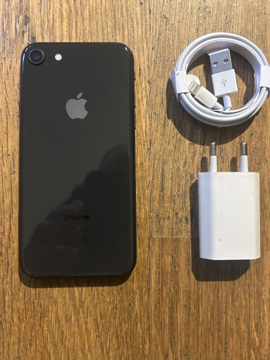 iPhone 8, 64GB, Black Édition. Batterie 98%. (Neuf (Voir description ...
