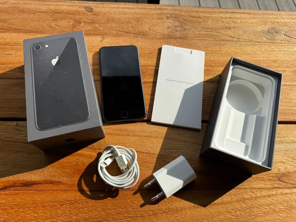 Iphone 8 256 GB Space-Gray (Gebraucht) in Niederglatt ZH für CHF 86 ...