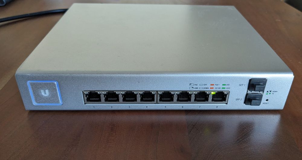 Switch Ubiquiti Unifi US-8-150W (8x PoE/PoE+/Passiv + 2xSFP) (Gebraucht ...