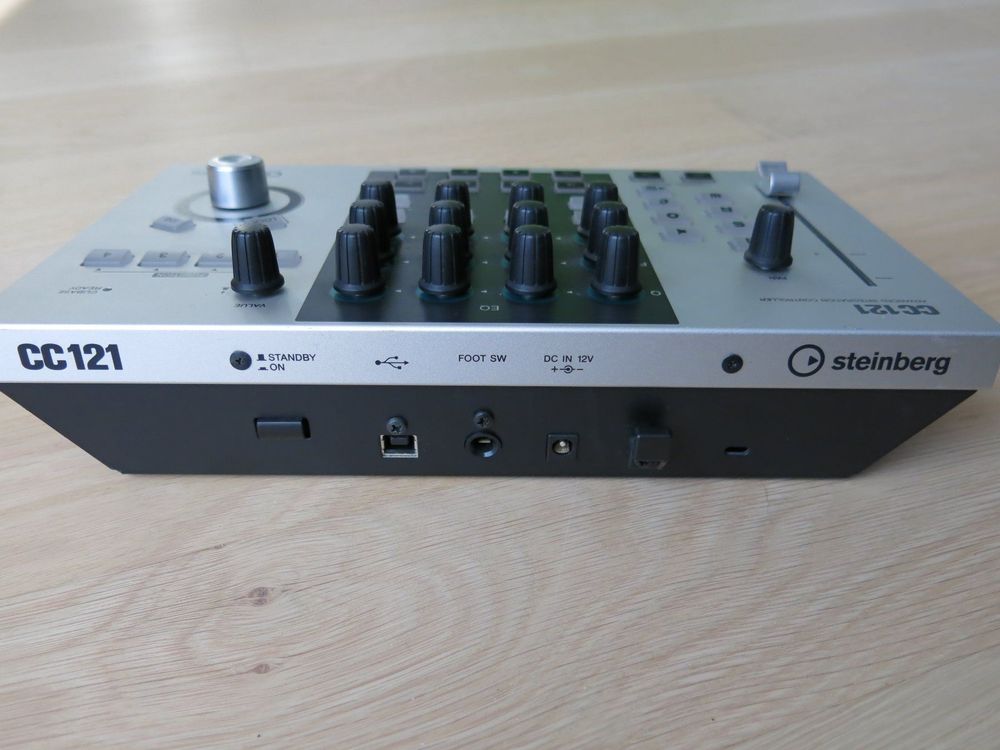 DAW Steinberg Cubase Controller CC121 | Kaufen auf Ricardo