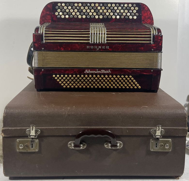 Hohner Ackermann Akkordeon mit Koffer | Kaufen auf Ricardo